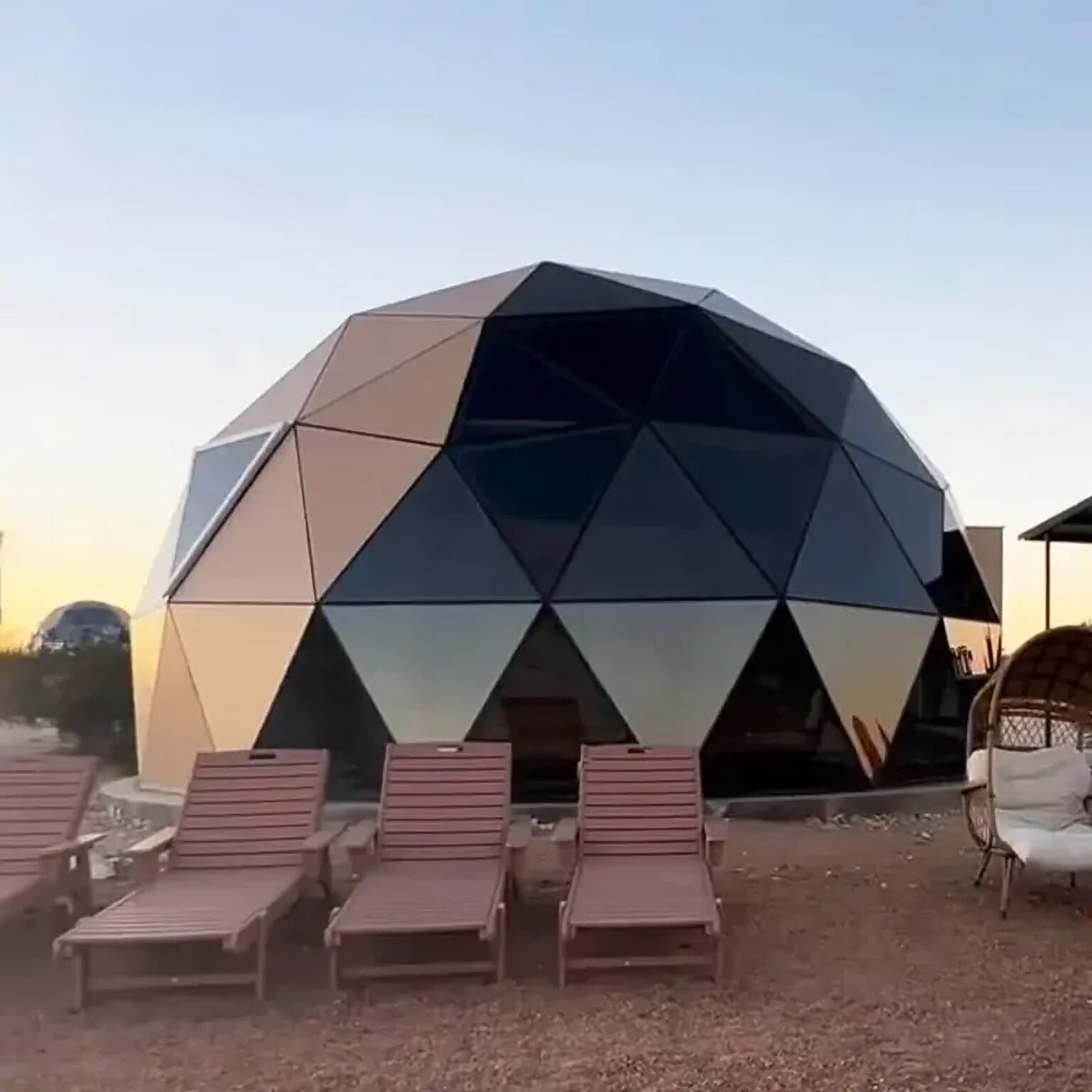 Glamping Domes - The Dome House